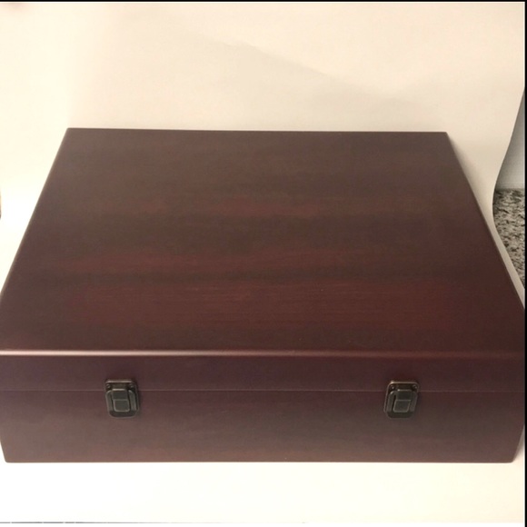 USPO | Storage & Organization | Collectors Wooden Box | Poshmark
